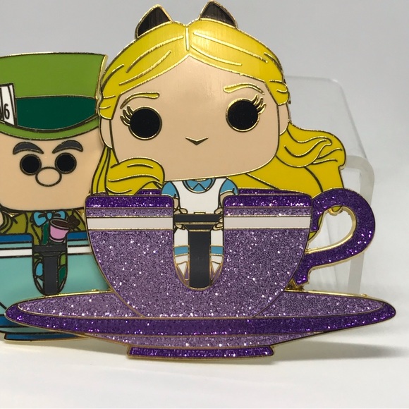 Disney Art Disney Loungefly Alice In Wonderland Mad Hatter Tea Party Sliding Pin Limited